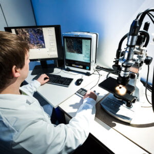 Metal crystallization on rotating cooling cylinders – mechanisms and ...